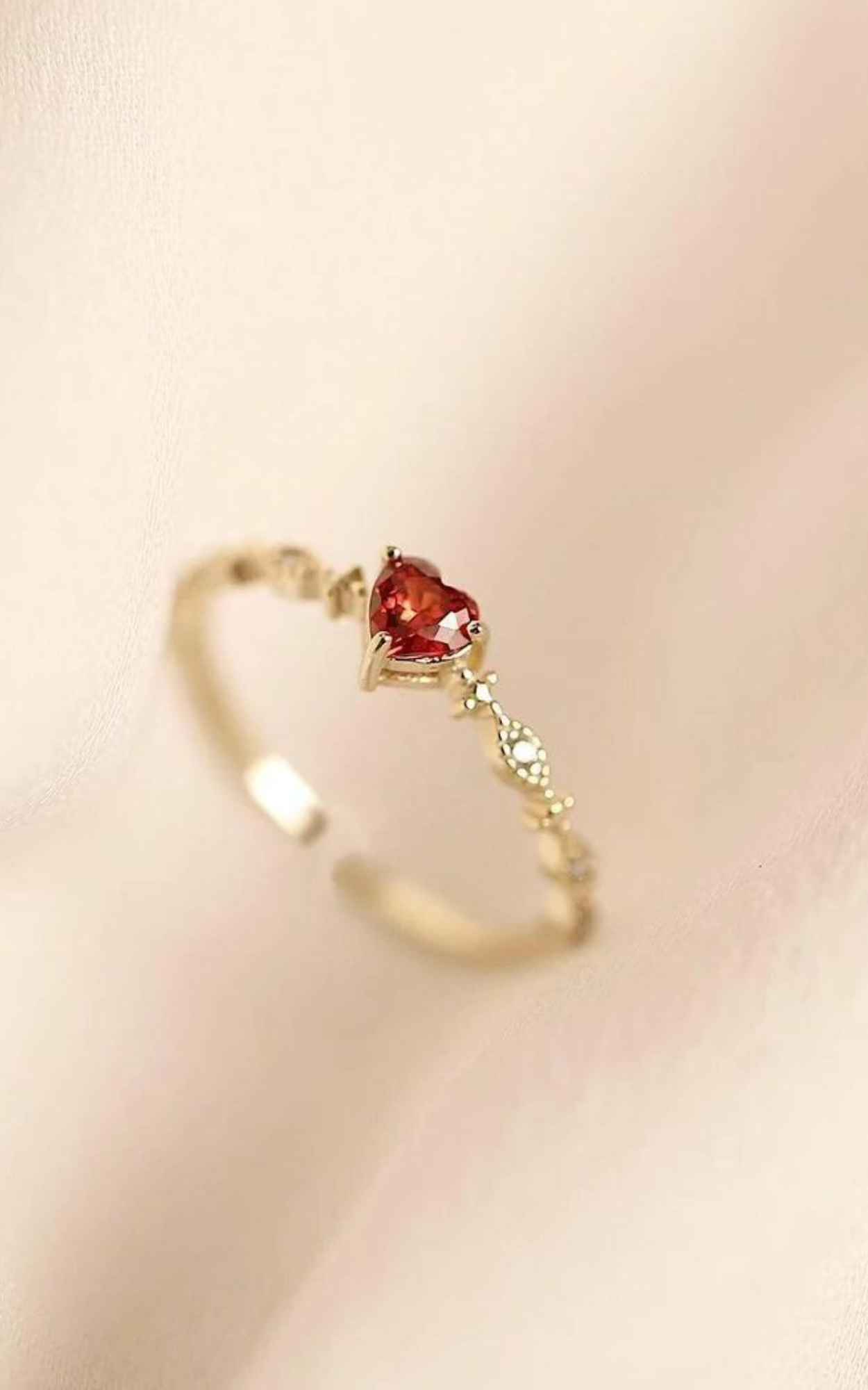 Dainty Red Heart Ring – Hira Jewellery